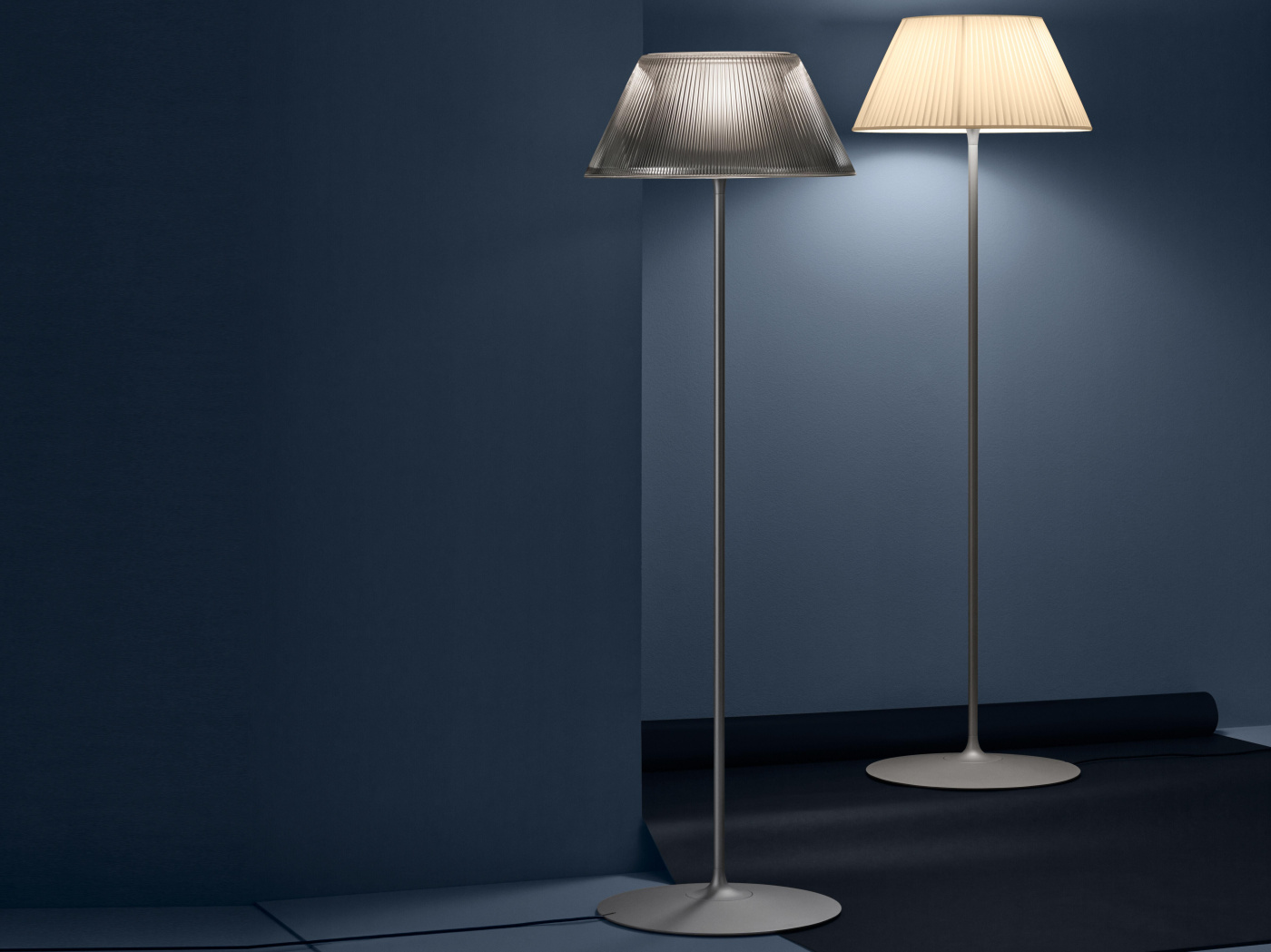 Romeo Moon Floor lamp by Flos | Transforma