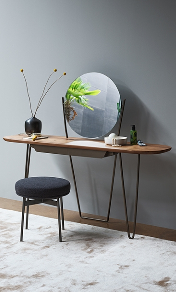 Coseno Dressing Table